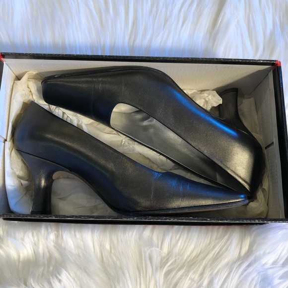 Proxy | Shoes | Proxy Charity Pewter Leather Heels Pumps Euc | Poshmark